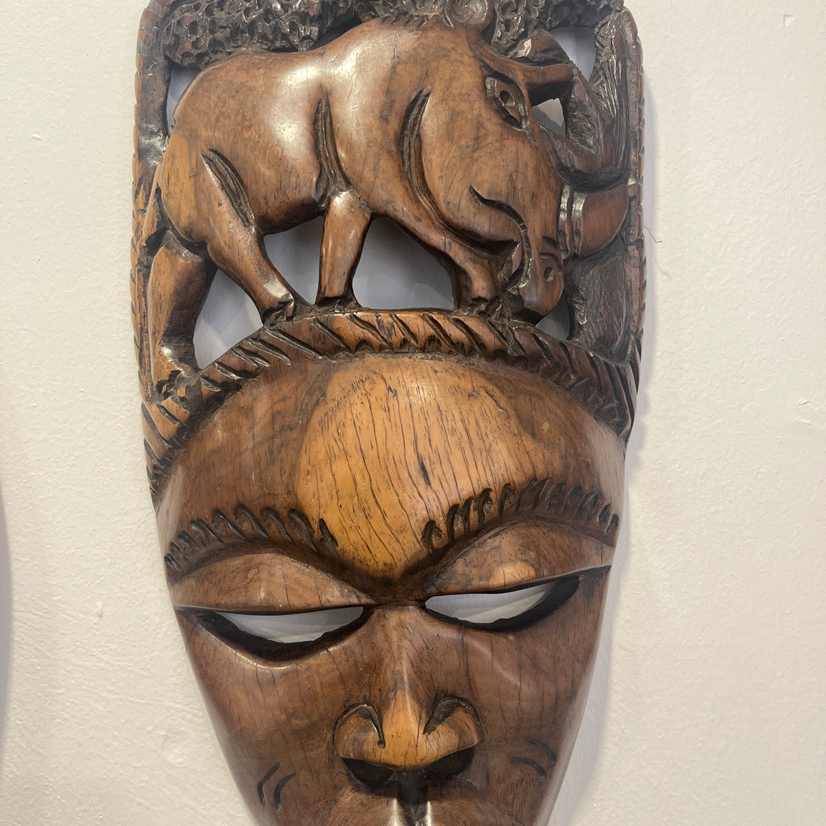 Hand Carved Tribal Mask Rhino Crown – Africas Finest